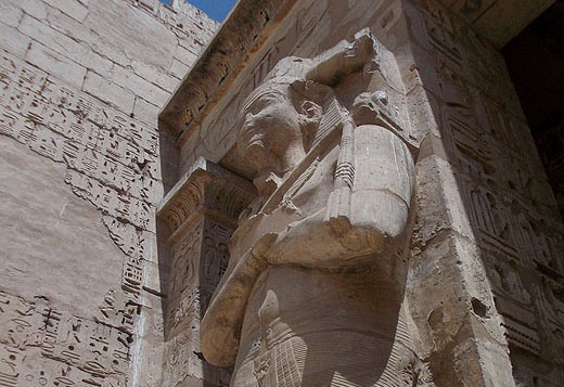 Beeld van Ramses III - Egyptian Realms